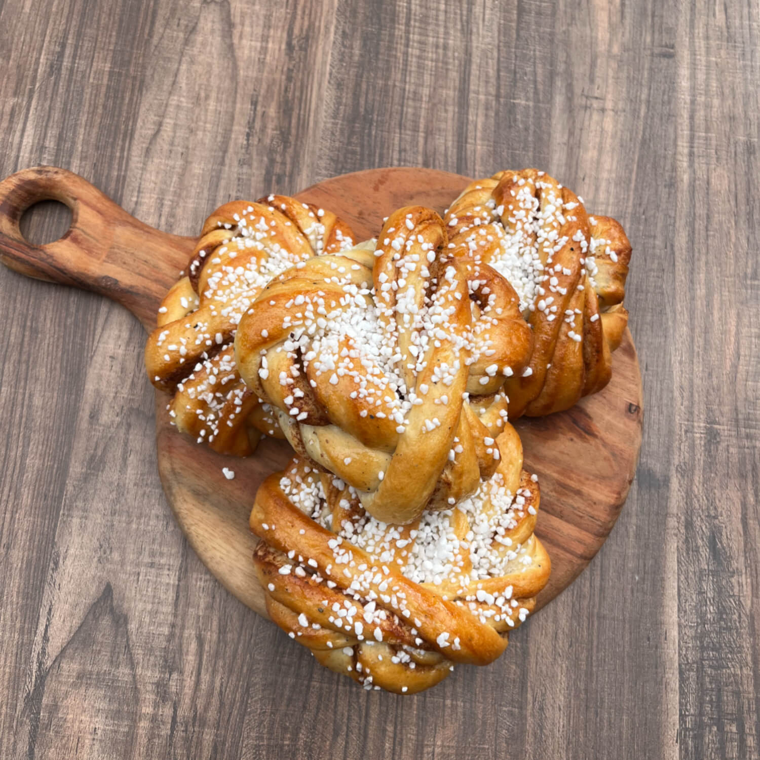 Beställ kanelbulle - Tewes konditori